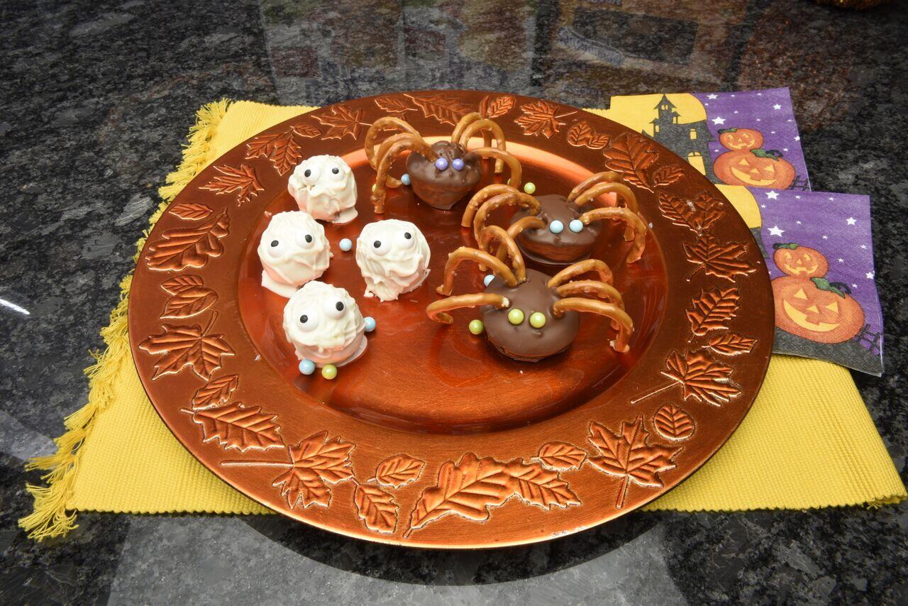 Chocolate Chip Spooky Spiders | Little Bites® Snacks